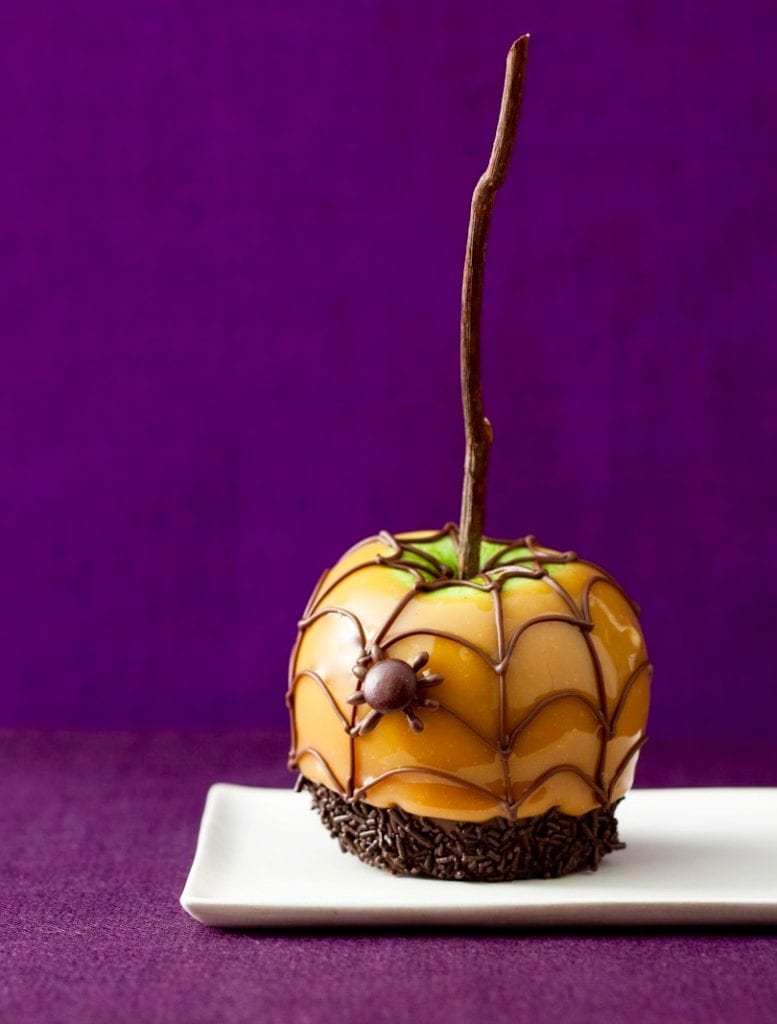 Halloween Spiderweb Caramel Apples