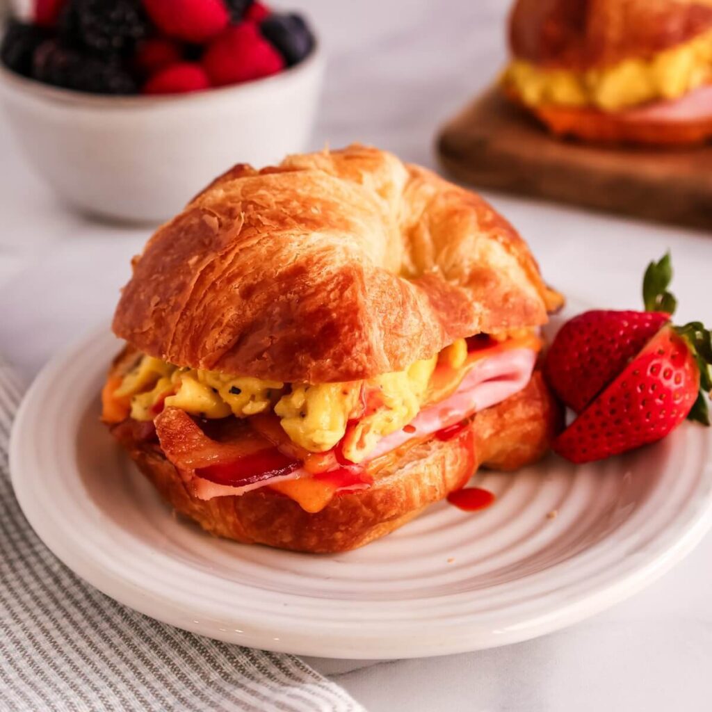 Easy Croissant Breakfast Sandwich - Tara Teaspoon