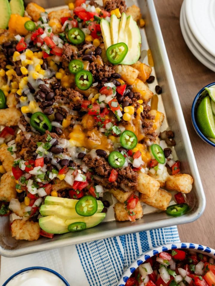 Totchos (Tater Tot Nachos) - Tara Teaspoon