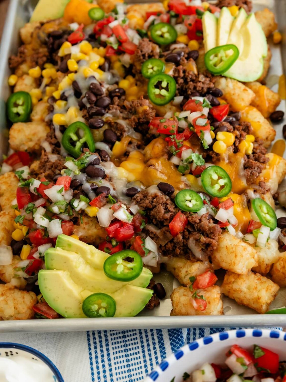 Totchos (Tater Tot Nachos) - Tara Teaspoon