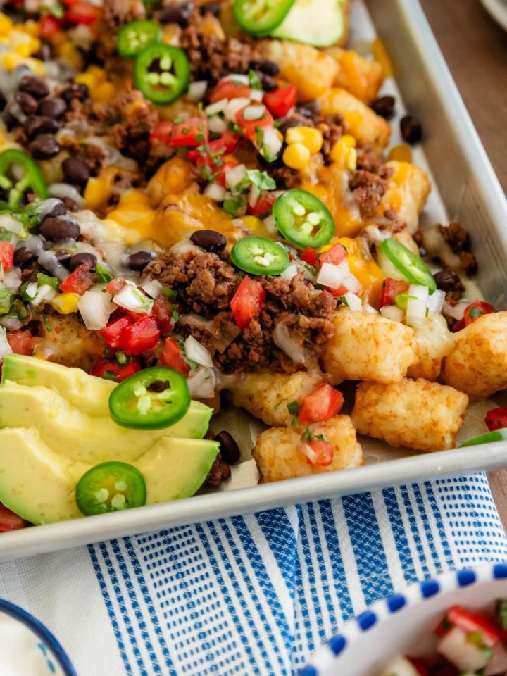 Totchos (Tater Tot Nachos) - Tara Teaspoon