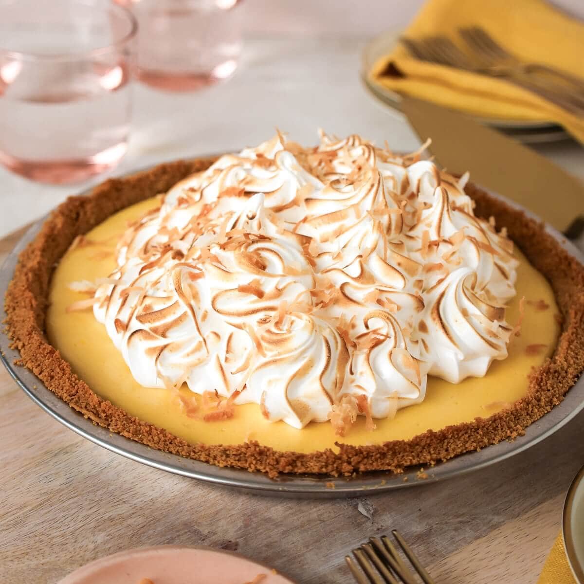 Mango Pie with Coconut Graham Cracker Crust - Tara Teaspoon