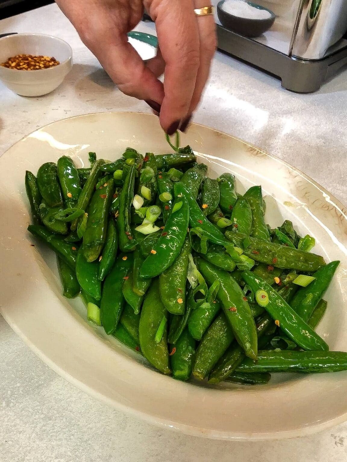 Sautéed Sugar Snap Peas - Tara Teaspoon